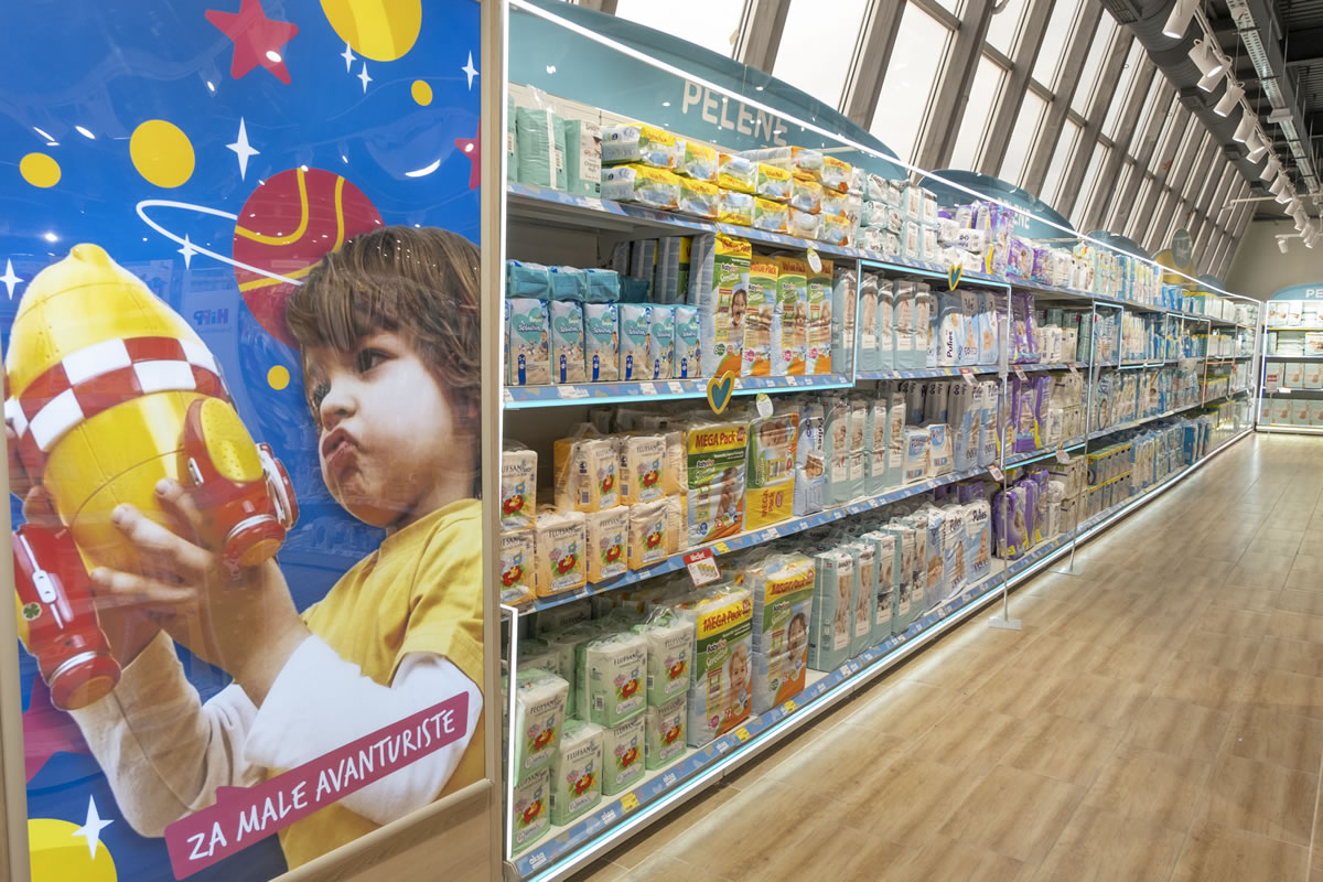 P&G - Pampers Wall